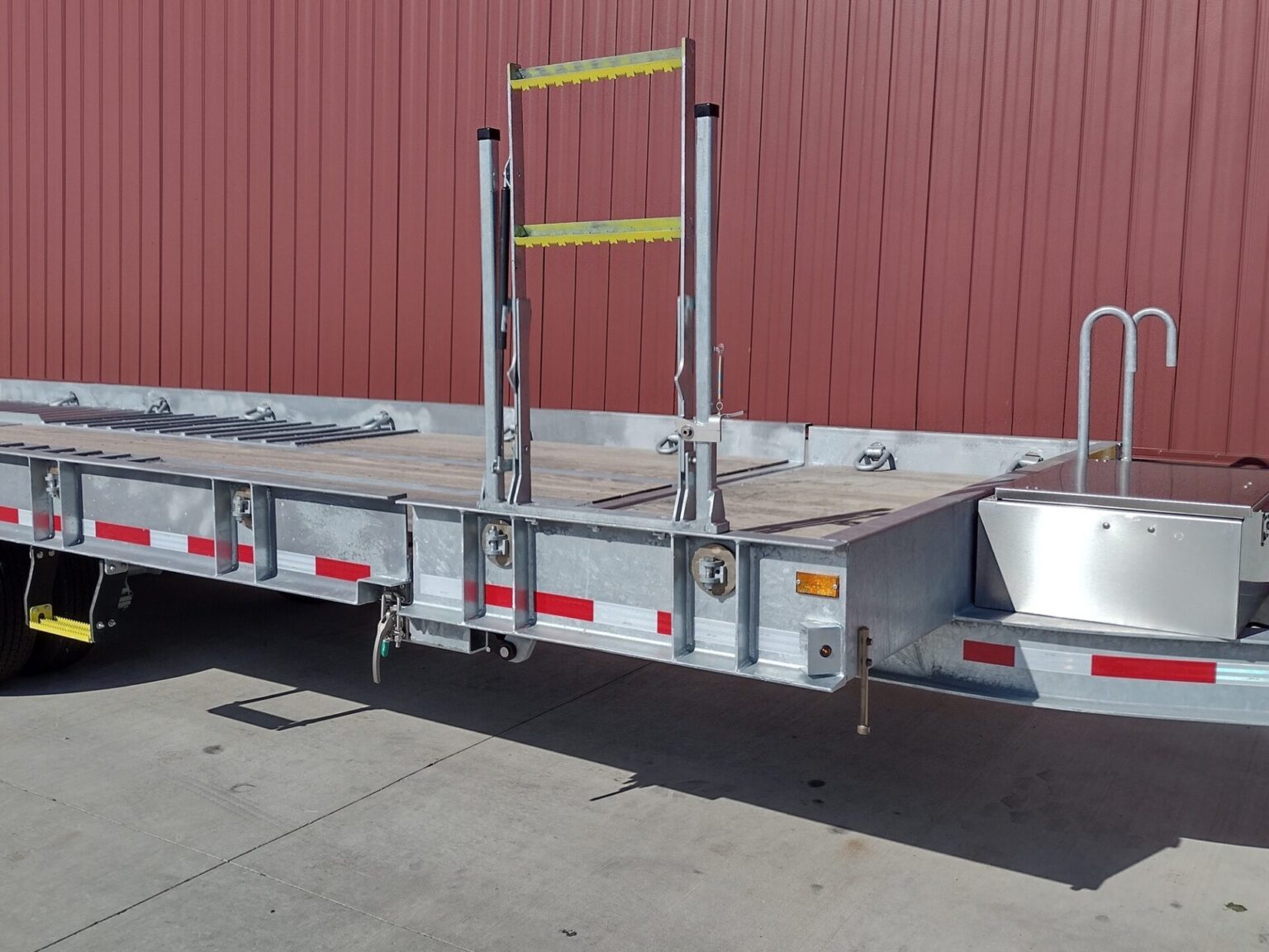 Two Reel Stringing Trailer - Sauber Mfg. Co.