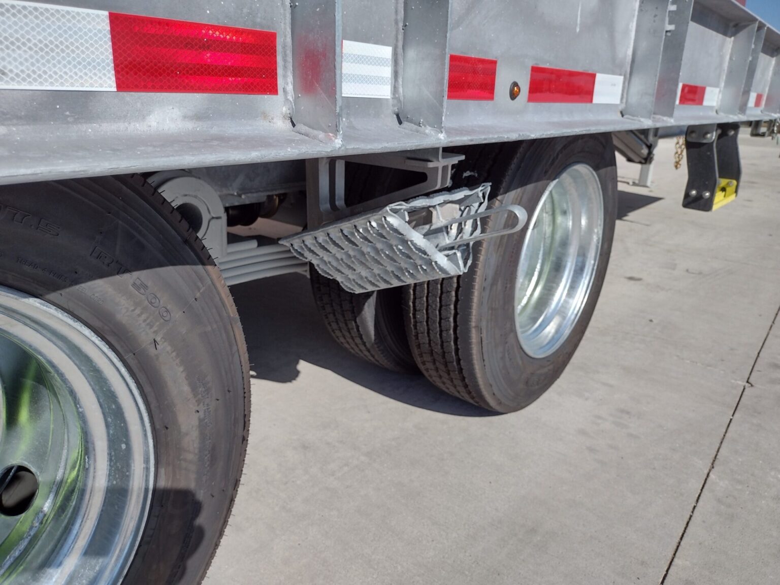 Oil Filtration Trailer - Sauber Mfg. Co.
